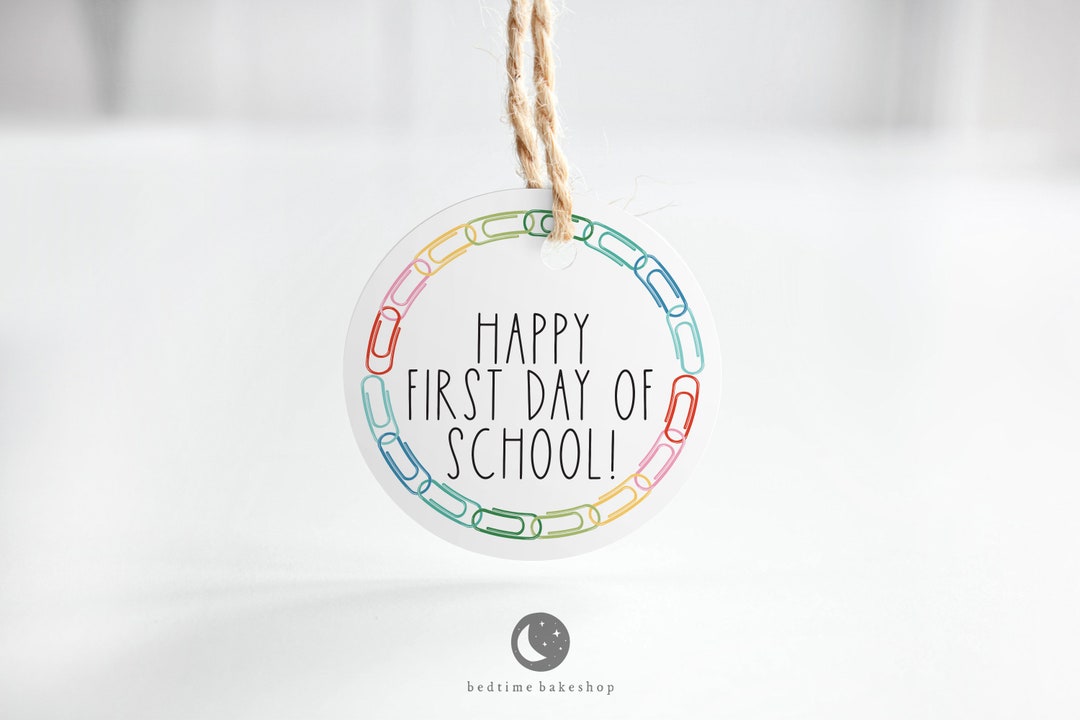 Printable 2" Cookie Tag - Welcome Back Paperclip Wreath Teacher Back to ...