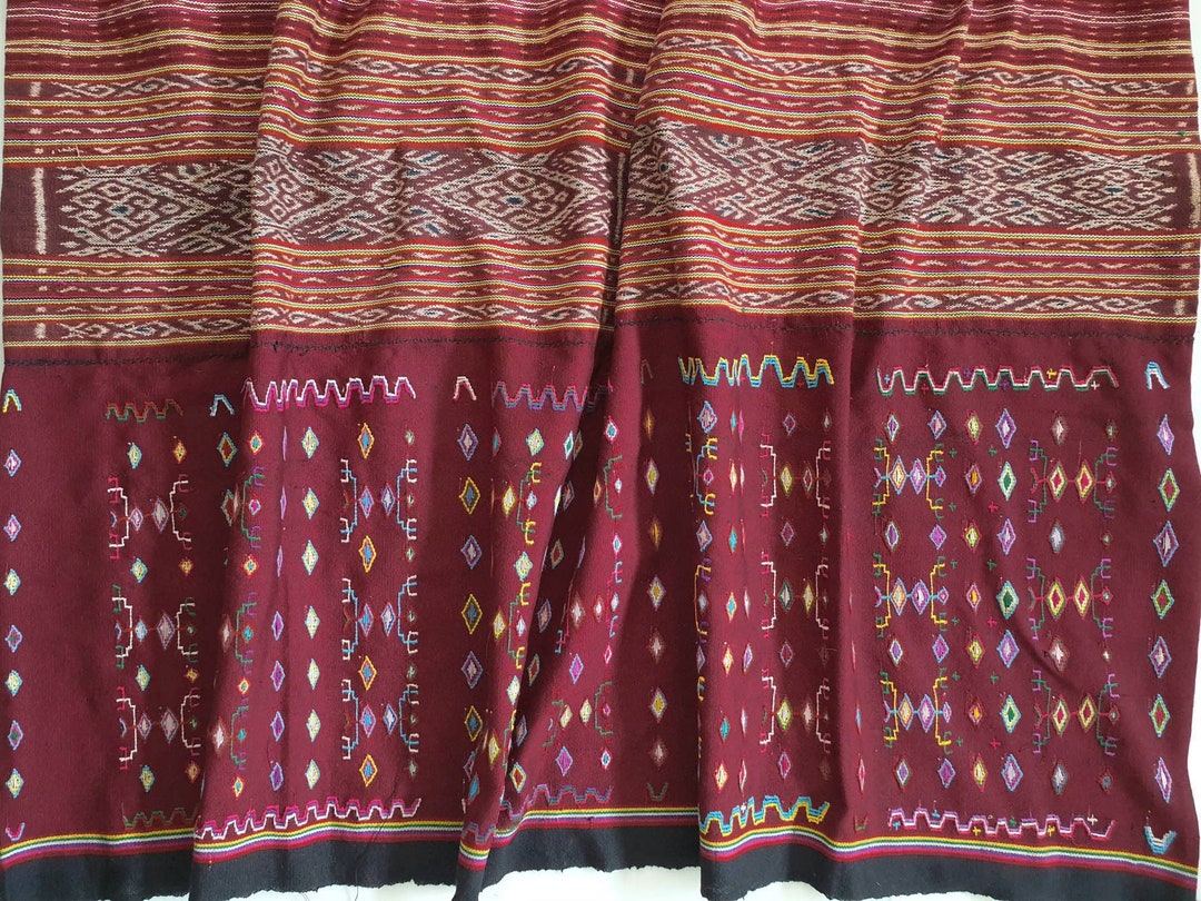 Vintage Indonesian Timor Ikat Sarong, Boho Wall Hanging Ethnic Home ...