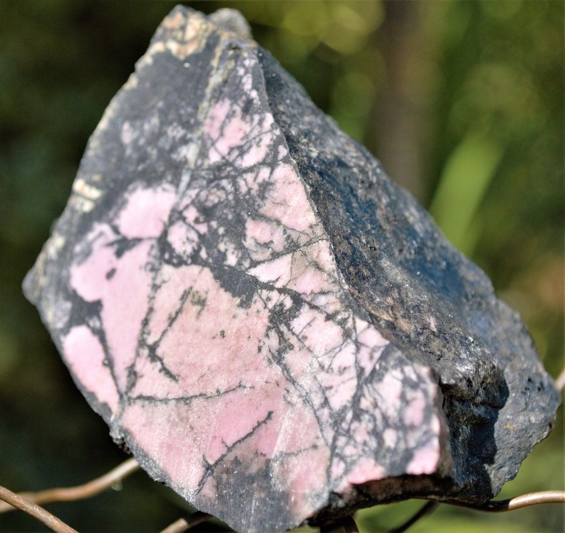 ARC-18-012: Australian Rhodonite is a Manganese Inosilicate | Etsy