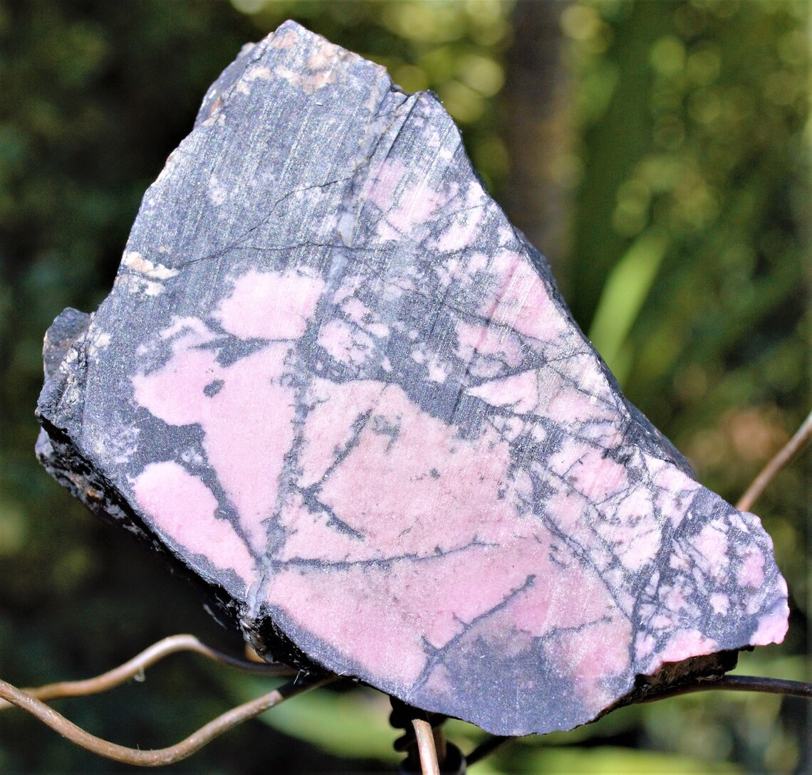 ARC-18-012: Australian Rhodonite is a Manganese Inosilicate | Etsy