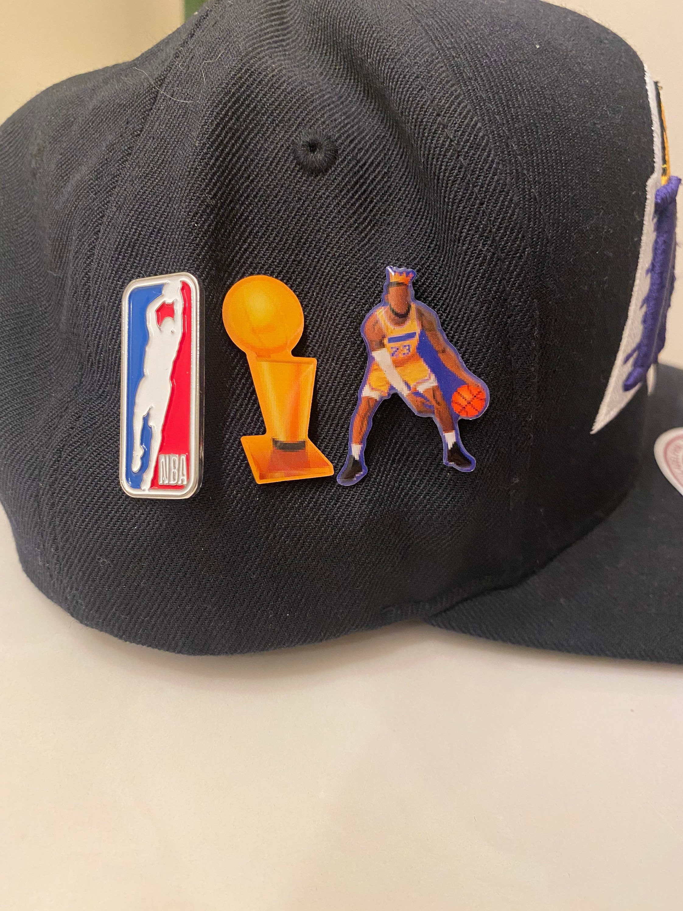 Lakers Pins Bundle / Gifts for him / Lakers fan gift / LGifts for ...