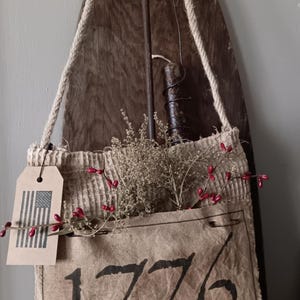 Primitive Farmhouse 1776 Hanging Bag, Patriotic Primitive, Early ...