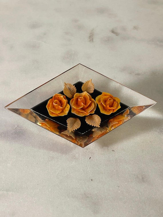 Vintage Rare Lucite Flower Gem