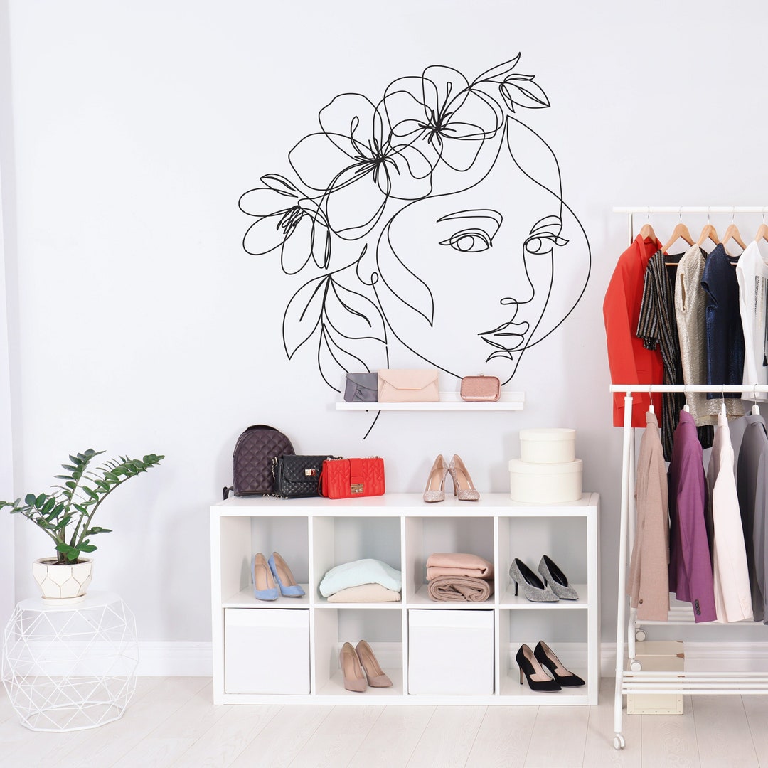 Line Drawing Wall Decal, Head Wreath Line Drawing, Focal Wall Artwork ...