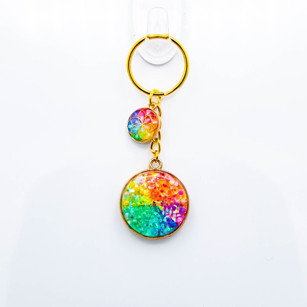 Rainbow Iridescent Keychain - Color Wheel Gradient Ombre Glitter Resin ...