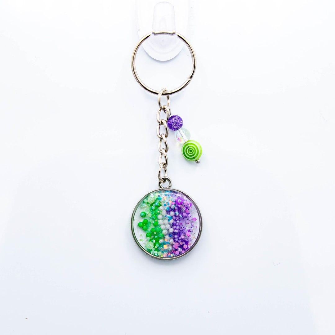 Genderqueer Pride Keychain – Glitter Resin Flag Pendant - Etsy