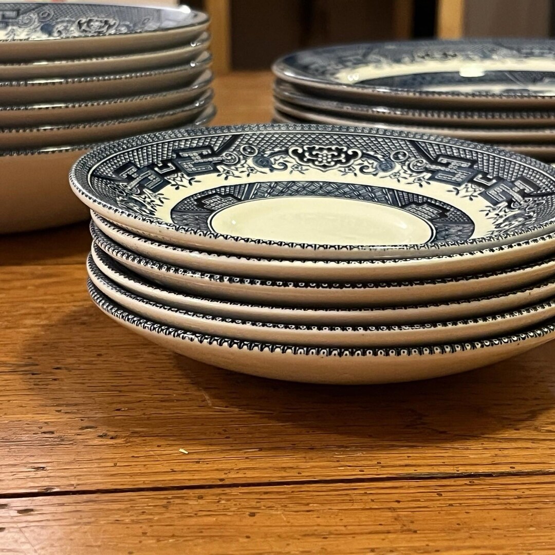 Churchill England Blue Willow 5.5" Ceramic Saucer Plates Set of 6 Round ...