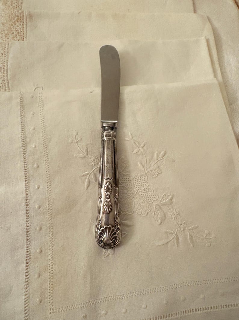 Vintage Viners of Sheffield Stainless Butter Knife England Shell Floral ...