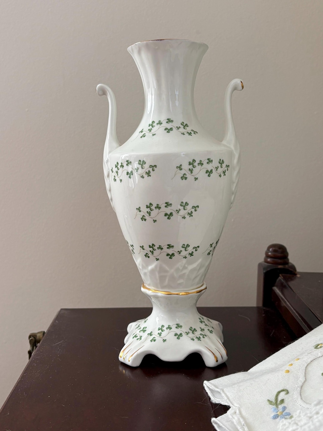 Royal Tara Irish Fine Bone China Shamrock 10” Vase Double Handle ...
