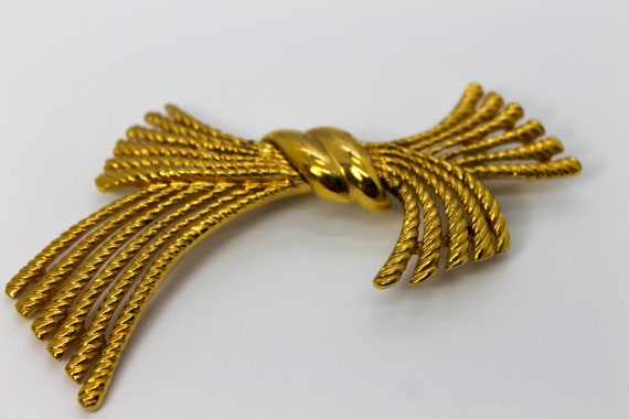 Vintage Brooch Gold Tone Metal Pin Ribbon Statement Evening | Etsy