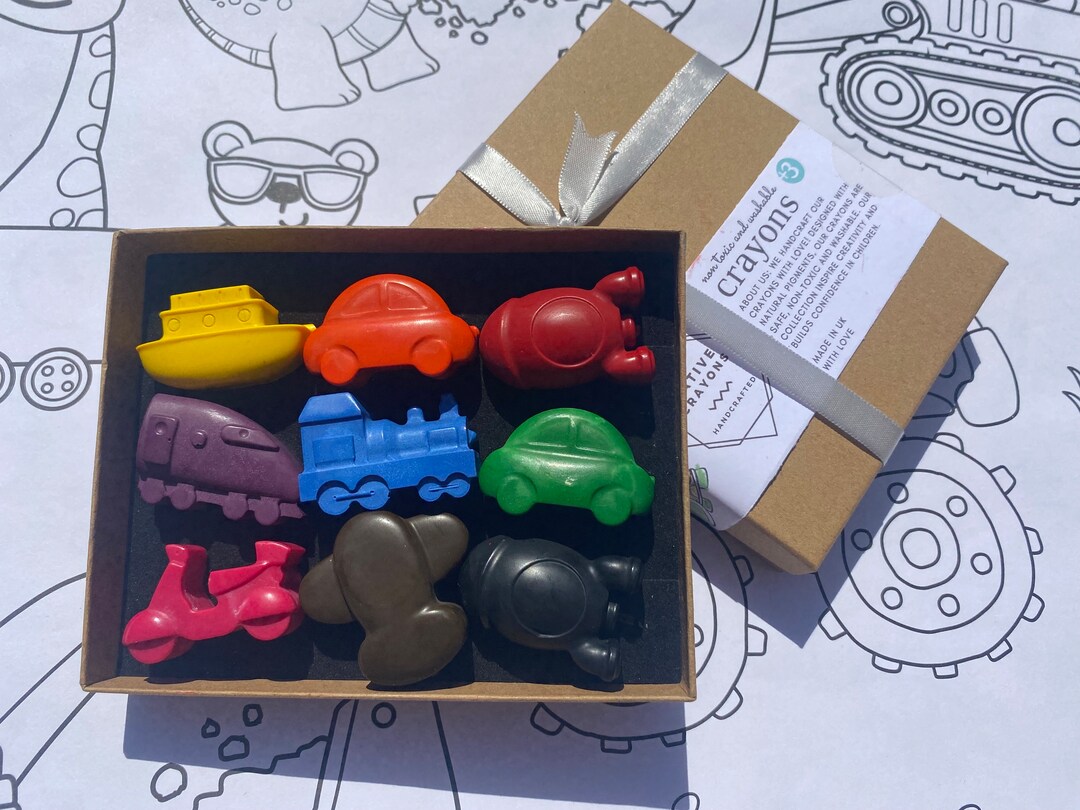 Transport Gift Set Crayons for Kids With Large Colouring Mat, Vehicles ...