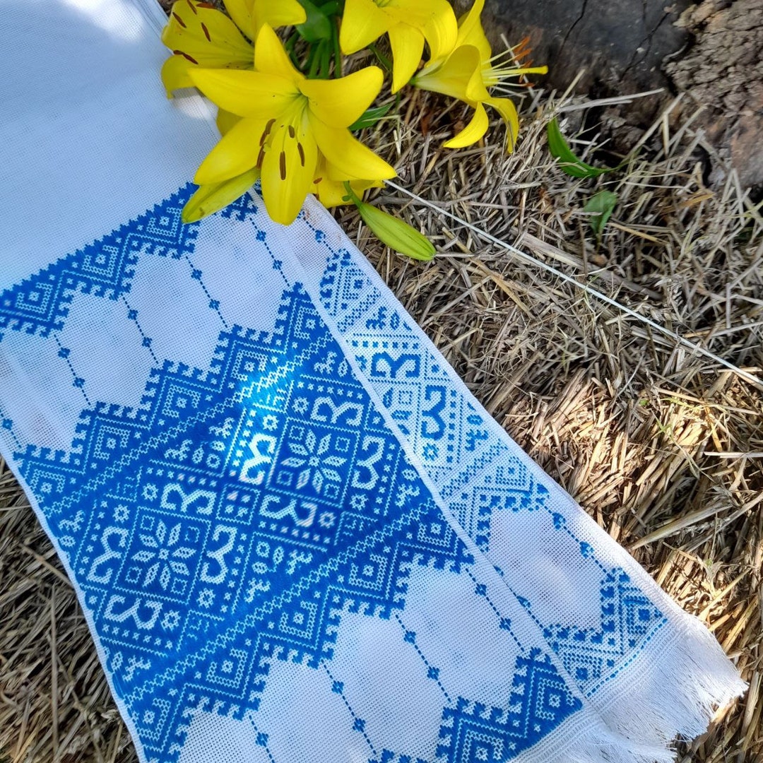 Ukrainian Rushnyk / Embroidered Rushnyk / Ukrainian Wedding Traditions ...