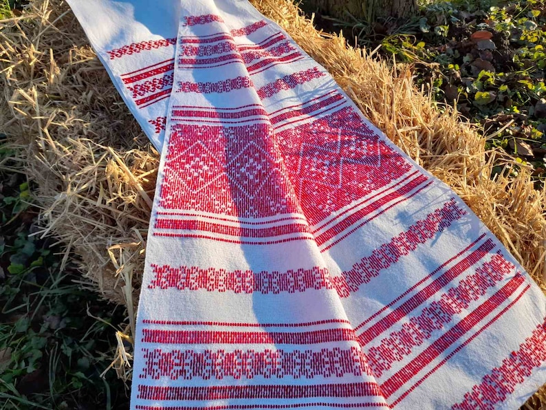 Traditional Embroidered Rushnyk / Ukrainian Rushnyk / Handmade - Etsy