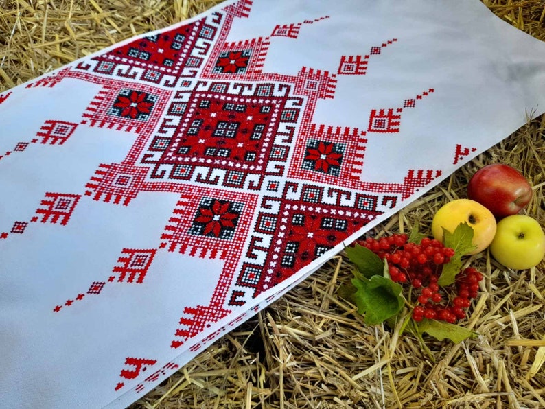 Handcrafted Rushnyk / Ukrainian Rushnyk / Embroidered Rushnyk - Etsy
