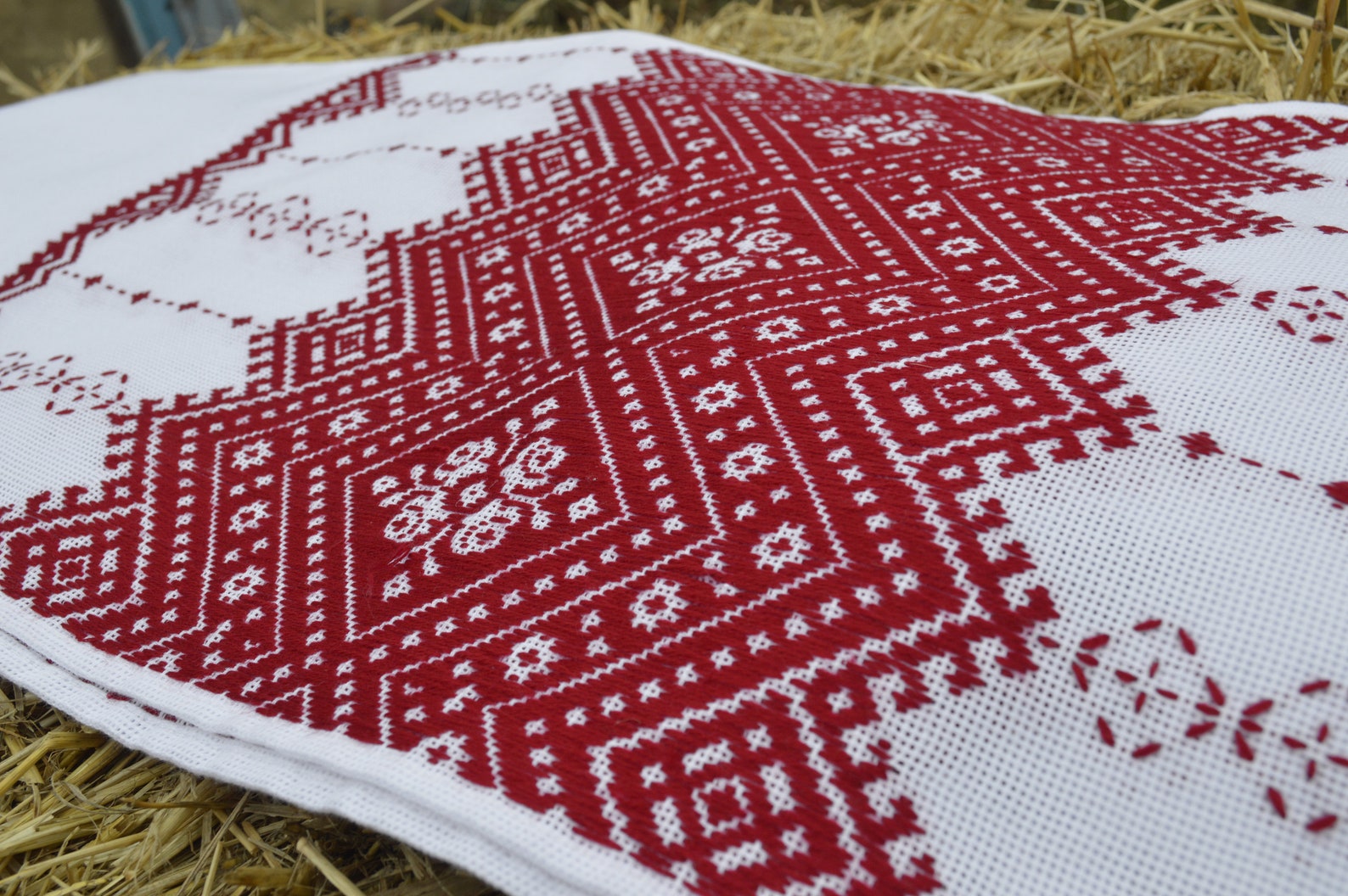 Embroidered red rushnyk /Wedding rushnyk/ Traditional rushnyk | Etsy