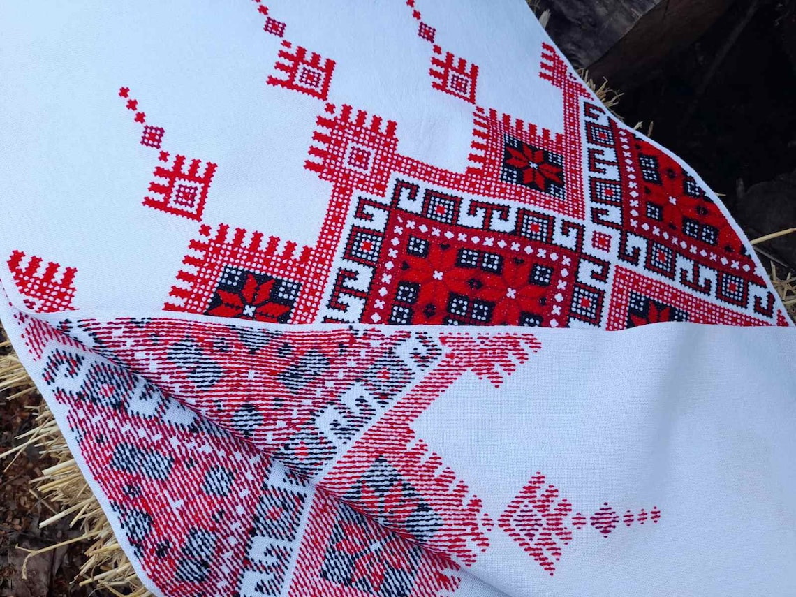 Handcrafted Rushnyk / Ukrainian Rushnyk / Embroidered Rushnyk - Etsy