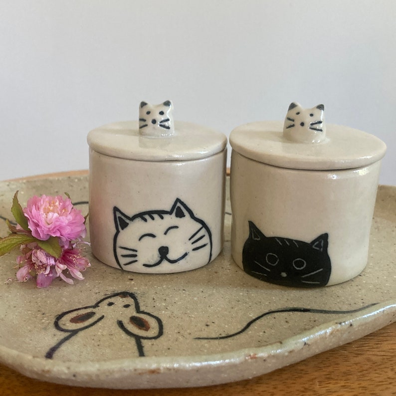 Cat Ceramic Cups With Lids A Set of White Cat Brown Cat and | Etsy