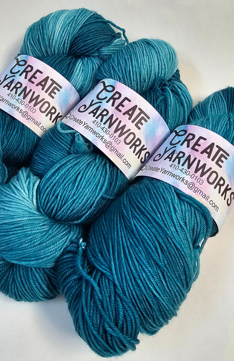Tempting Teal in Superwash Merino/nylon (85/15) Blend Fingering Weight ...