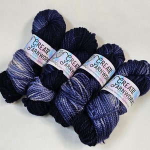 Navy in 100% Superwash Merino Bulky Yarn - Etsy
