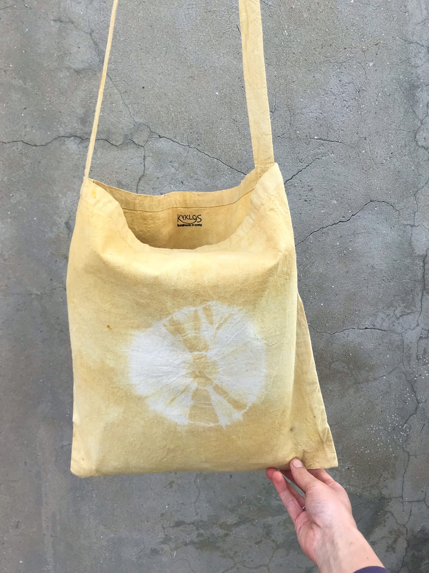 Naturally Dyed Tote Bag// Tie Dye// Plant Dyed// Cotton Bag// Minimal Bag// Hand Painted - Etsy