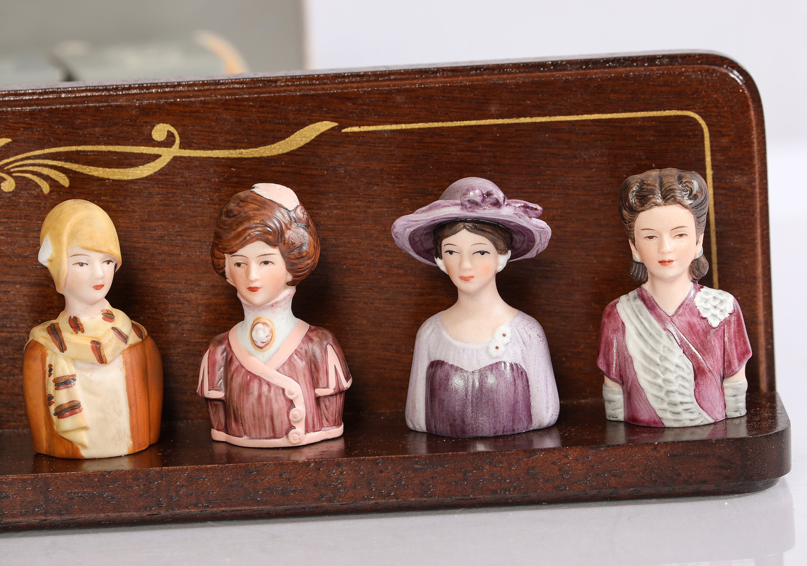 Vintage Avon Fashion Silhouettes, Thimbles. Circa 1983.full Set With ...