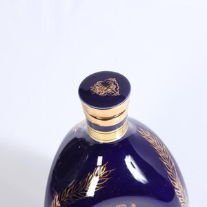 Vintage pinch Blue Liquor Bottle. John Haig & Co.ltd.markinch Scotland ...