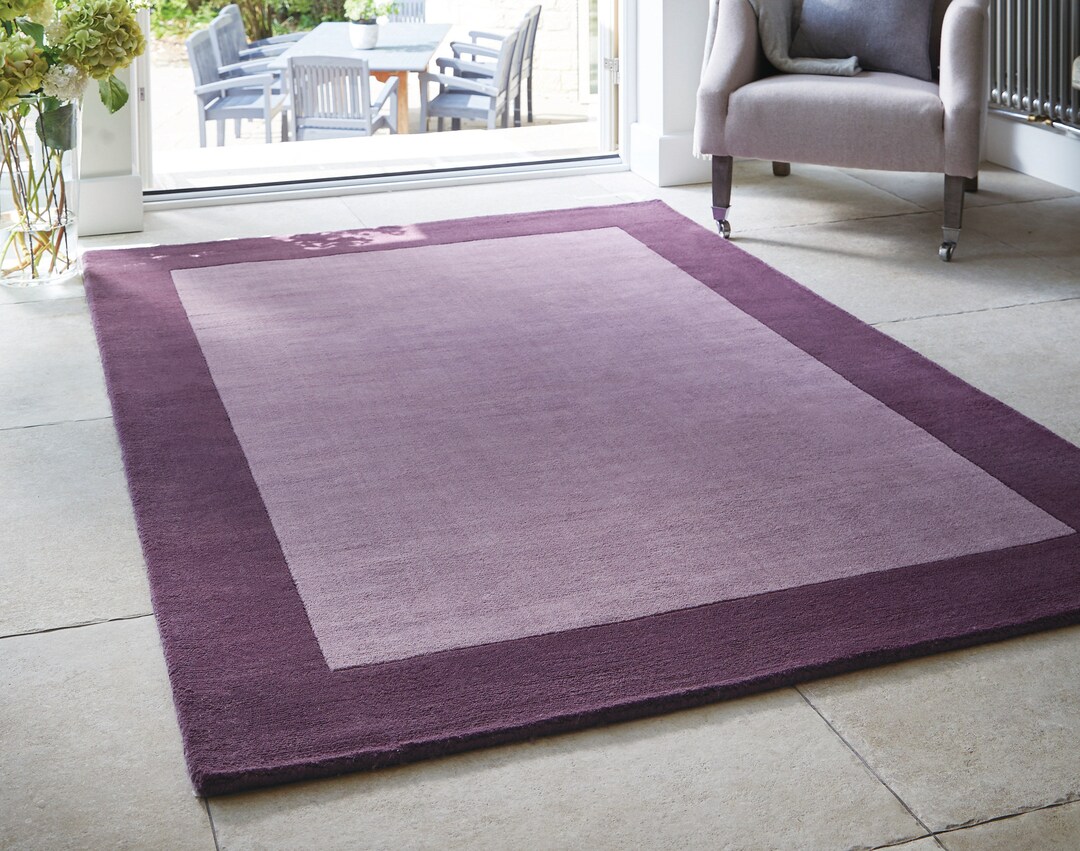 Borders Mauve Wool Rug - Etsy UK