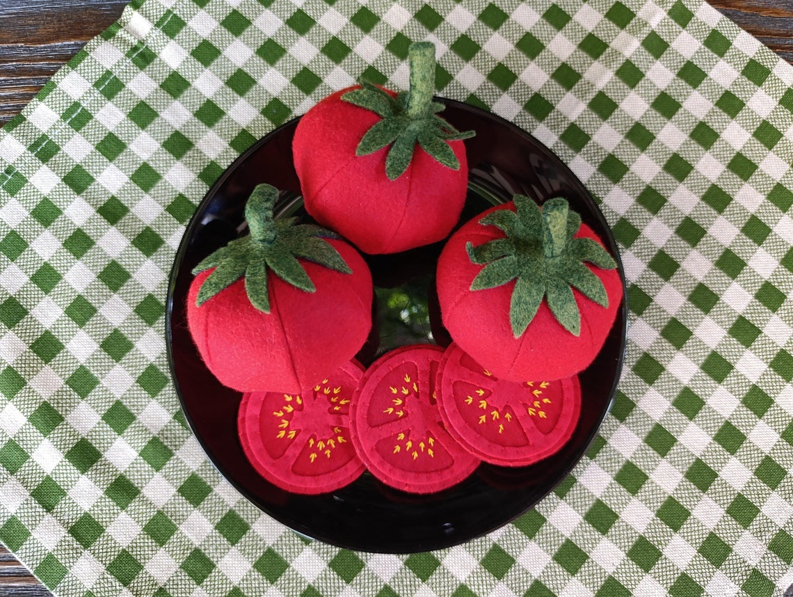 Felt Tomato Slice Play Food - Pretend Kitchen Toy - Sensory Stimulation ...