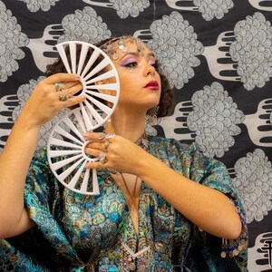 Asian Sun - Mini Tech Grip Custom Flow Fans , Practice Fans, Day Fans ...