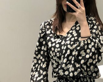 Daisy Print Tops | Etsy