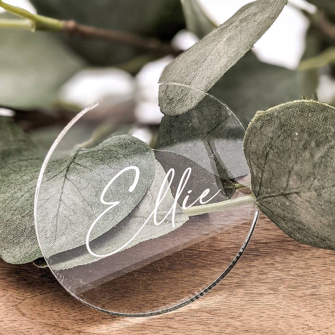 Acrylic Table Place Name, Wedding Table Décor, Round Personalised Place ...
