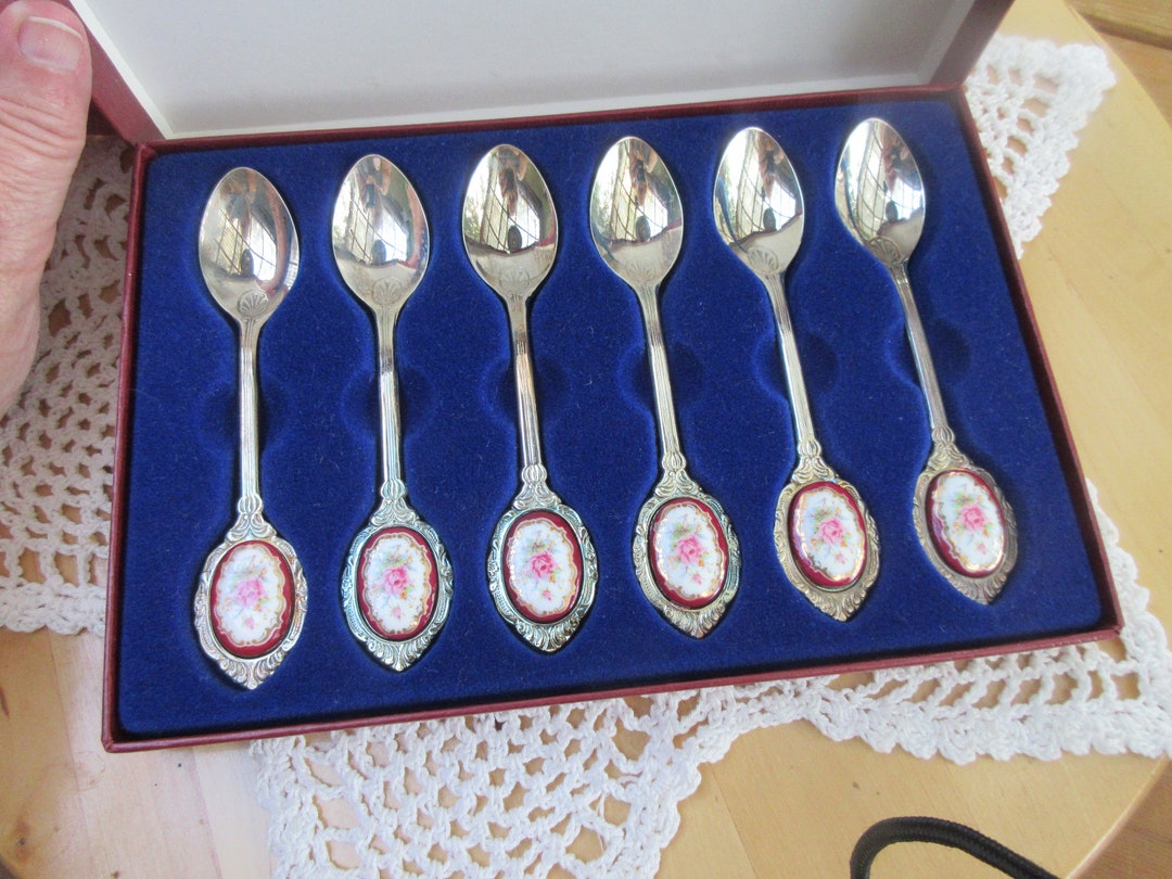 2H Vintage Set of 6 Collector Spoons Japan S.P. CN Steel. 5.25" in Long ...