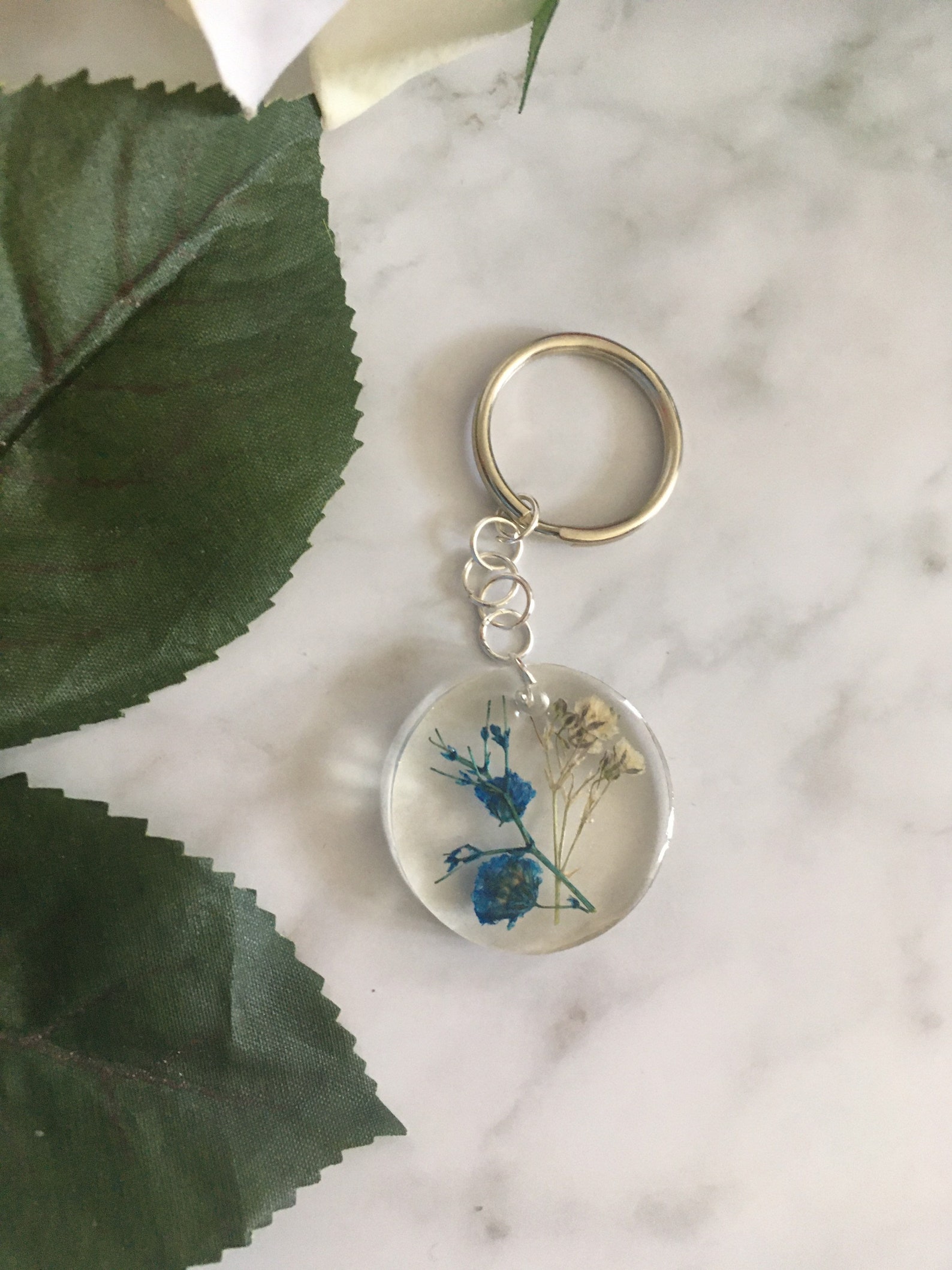 Floral Keychain, Pressed Flowers, Blue Keychain, Blue and White Flowers ...