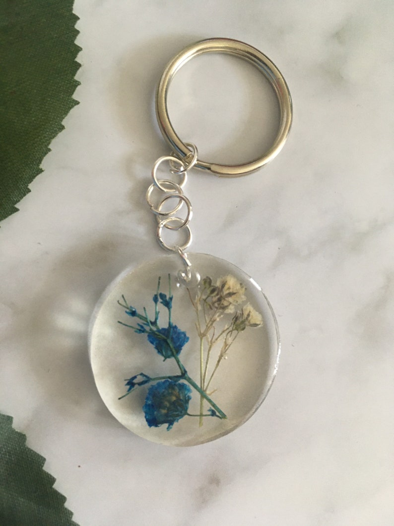 Floral Keychain, Pressed Flowers, Blue Keychain, Blue and White Flowers ...