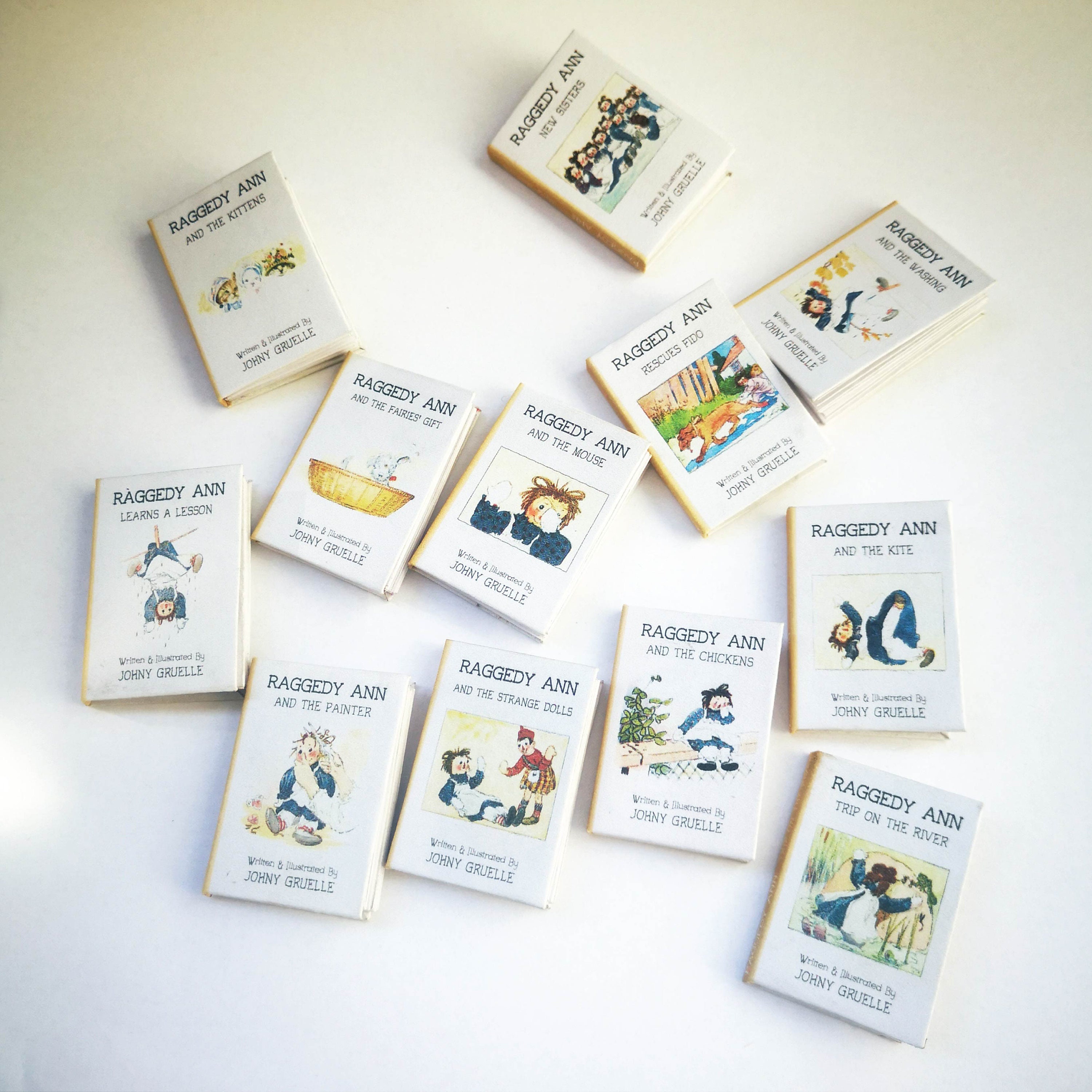 Miniature Books Readable Printable DIY Kit Set of 12 - Etsy