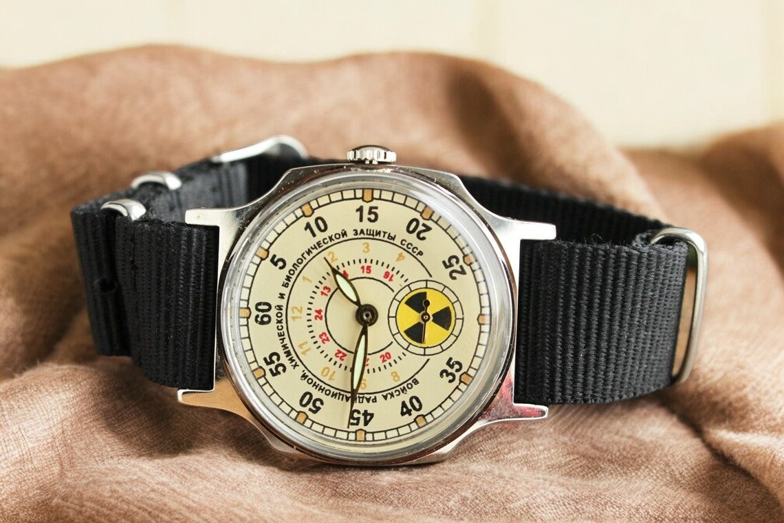 Pobeda Radiation Watch Vintage USSR Rare Mechanical Soviet - Etsy