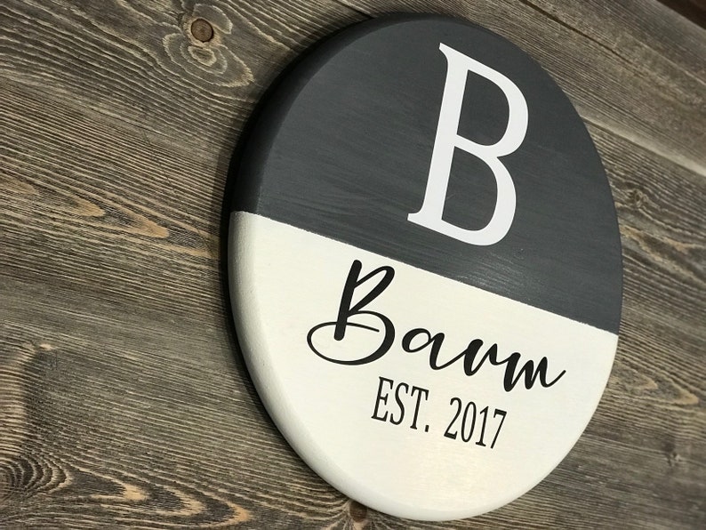 Round Family Established Sign L Family Welcome Sign L Monogram - Etsy