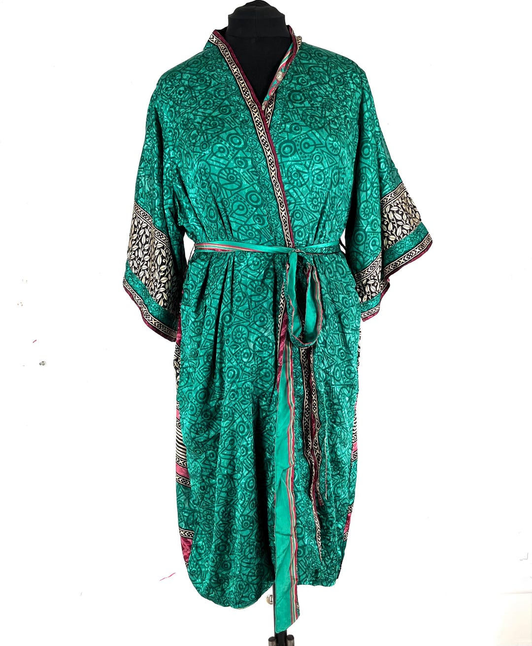 L/XL. Luxury Silk Robe; Reversible With Deep Pockets. A Perfect ...