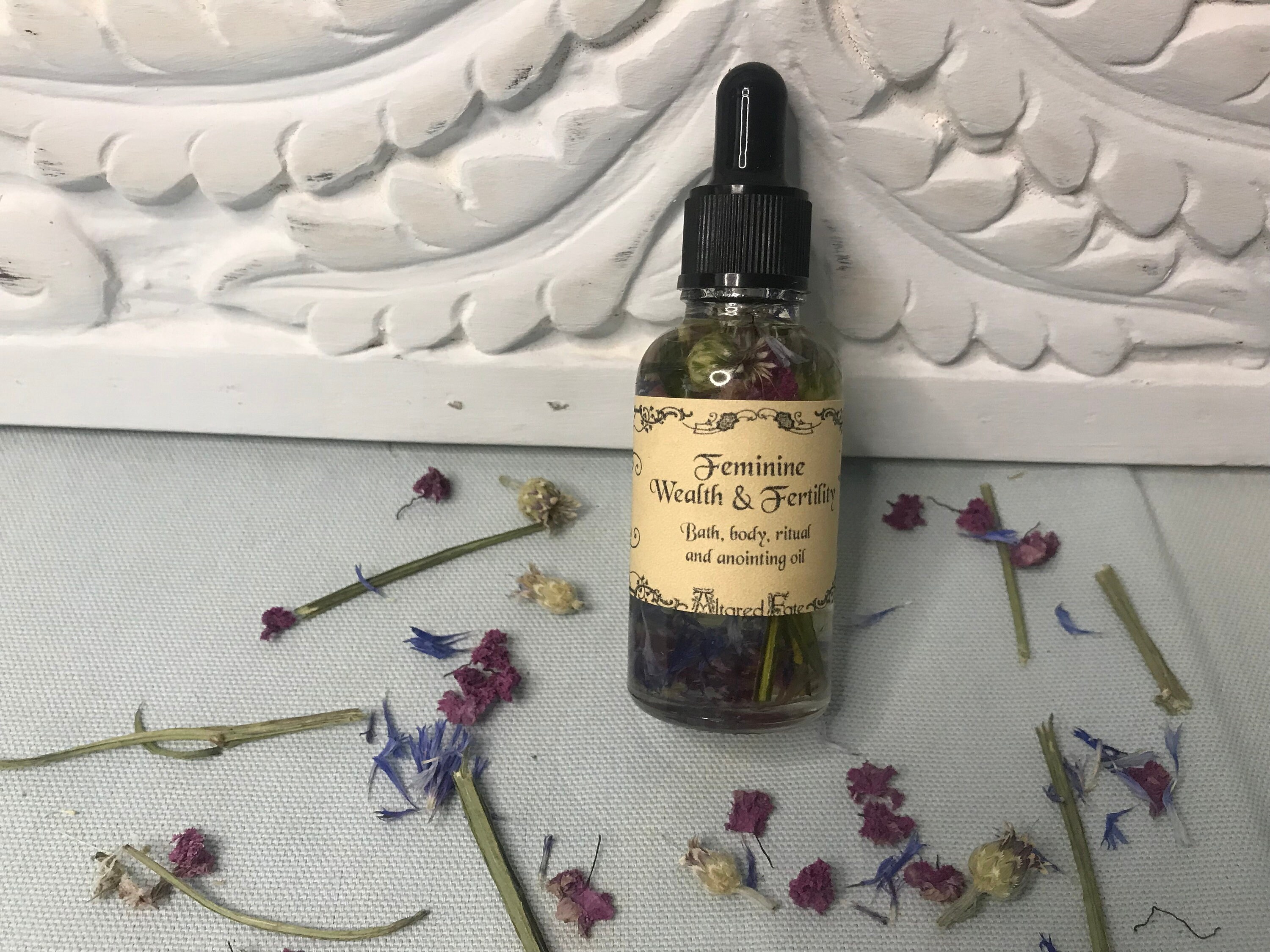 Feminine Wealth & Fertility Oil Wealth Fertility Body Oil - Etsy
