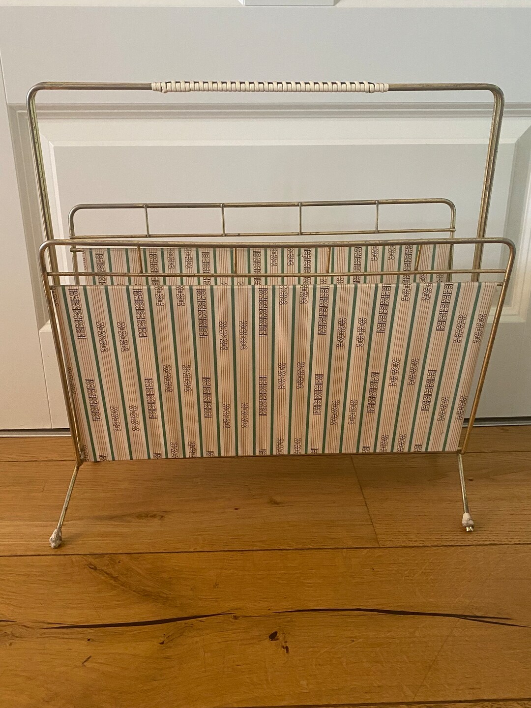 ANTIQUE: Newspaper Rack / Newspaper Holder - Etsy