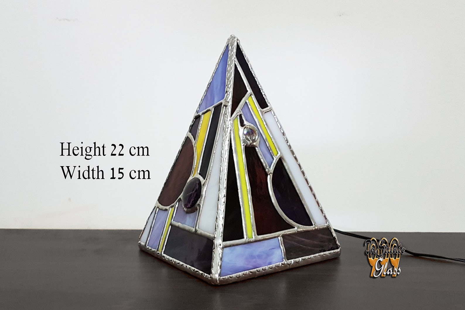 Shadow pyramid lamp sacred geometric lamp unique bedside - Etsy Polska