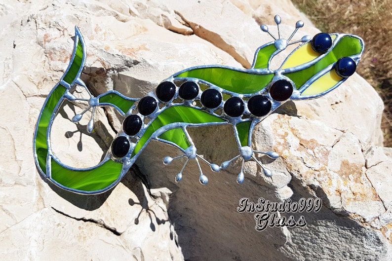 Stained glass salamander art lizard suncatcher for garden | Etsy