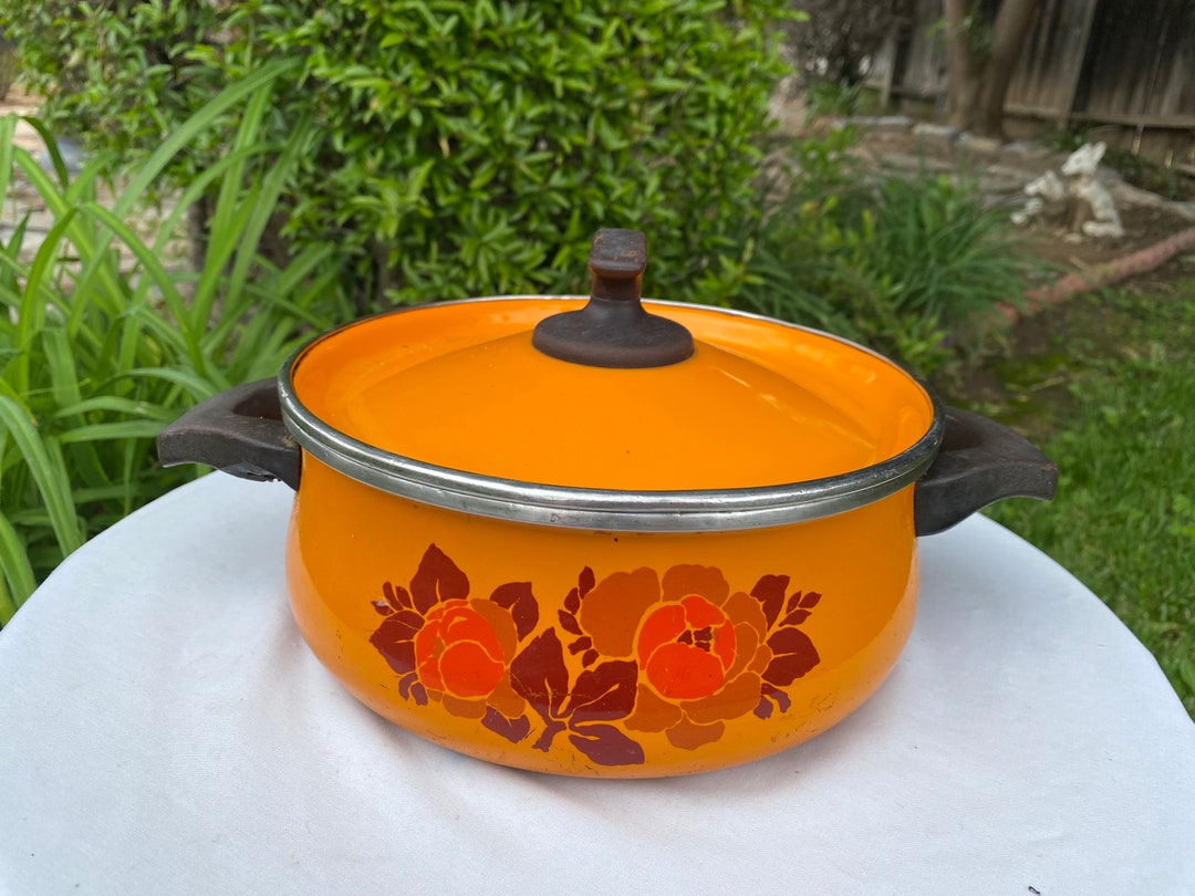 Vintage 1960’s Enamelware Porcelain Clad Orange Floral Lidded Stock Pot ...
