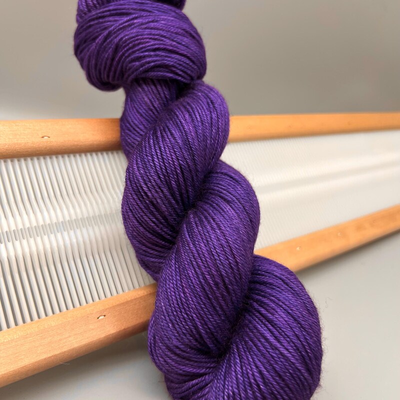 THREADSbymegannicole - Etsy