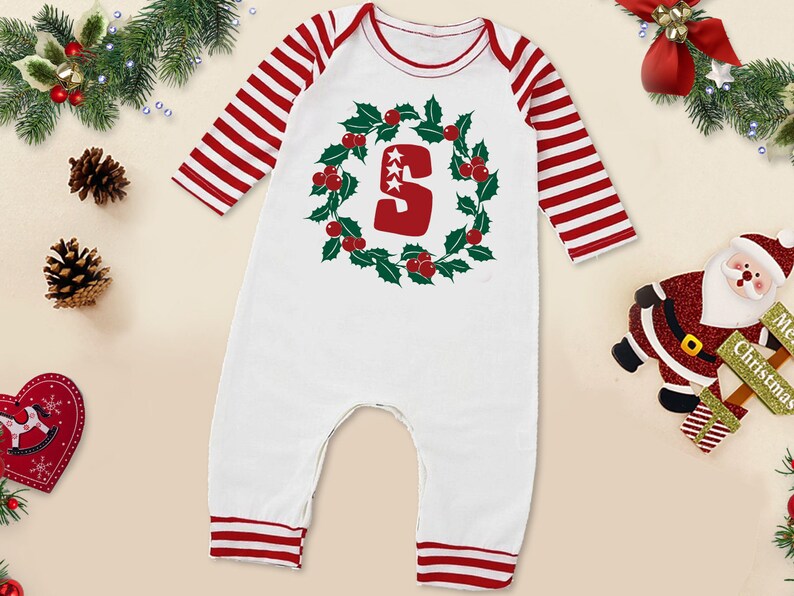 Christmas SVG Holly Wreath With Ribbon Bow Clipart Design | Etsy