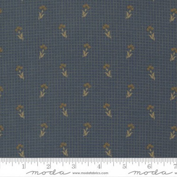 Garden Gatherings Blue Hydrangea Fabric by Primitive - Etsy