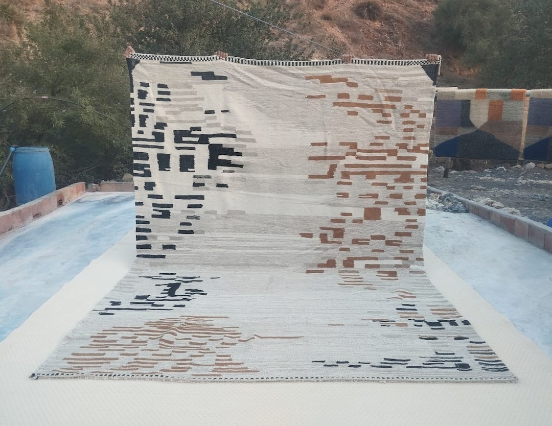 Moroccan Berber Kilim Rug, Handmade Flatweave Kilim, Modern Copper Rug ...