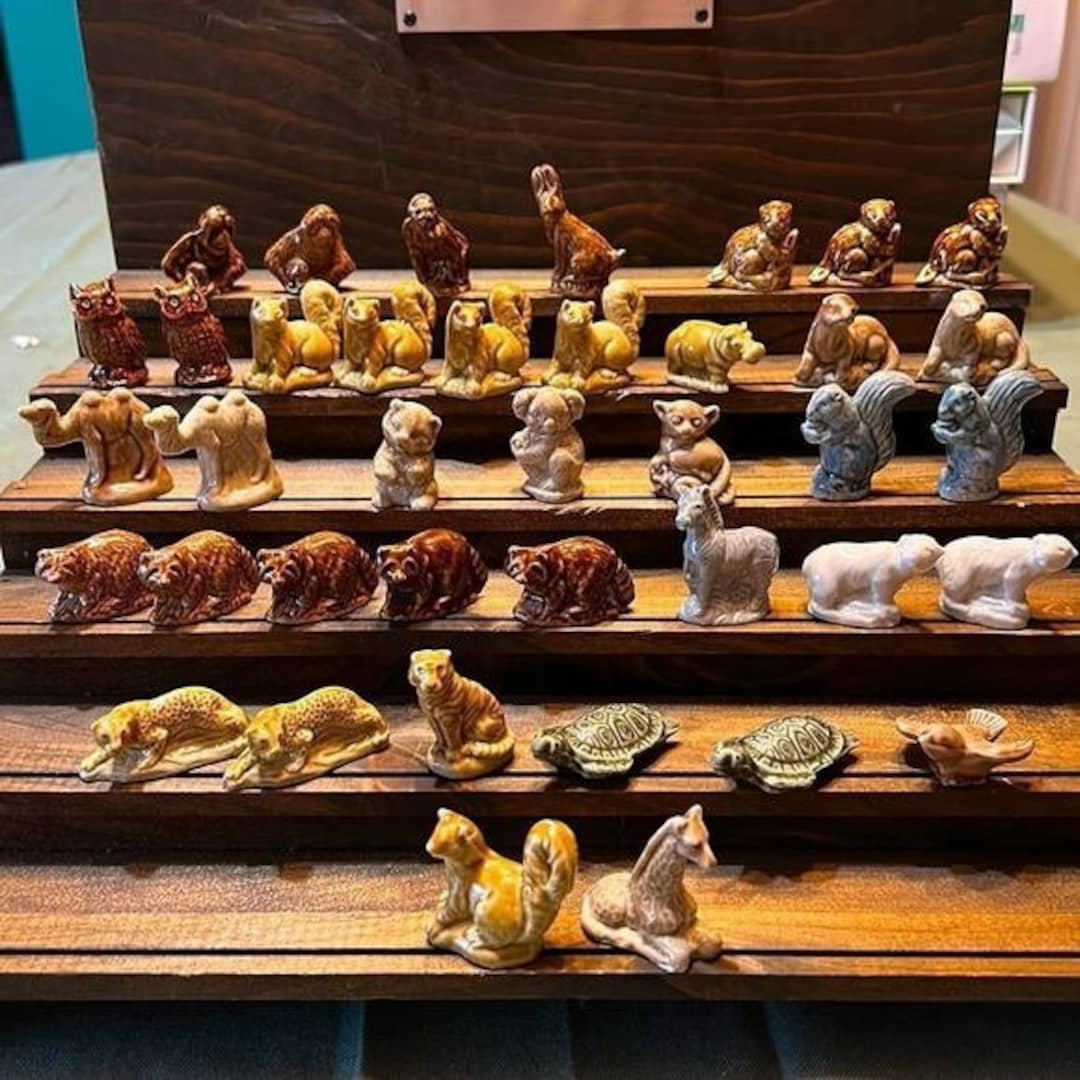 Vintage Wade England whimsies collection of 37 & display - Etsy