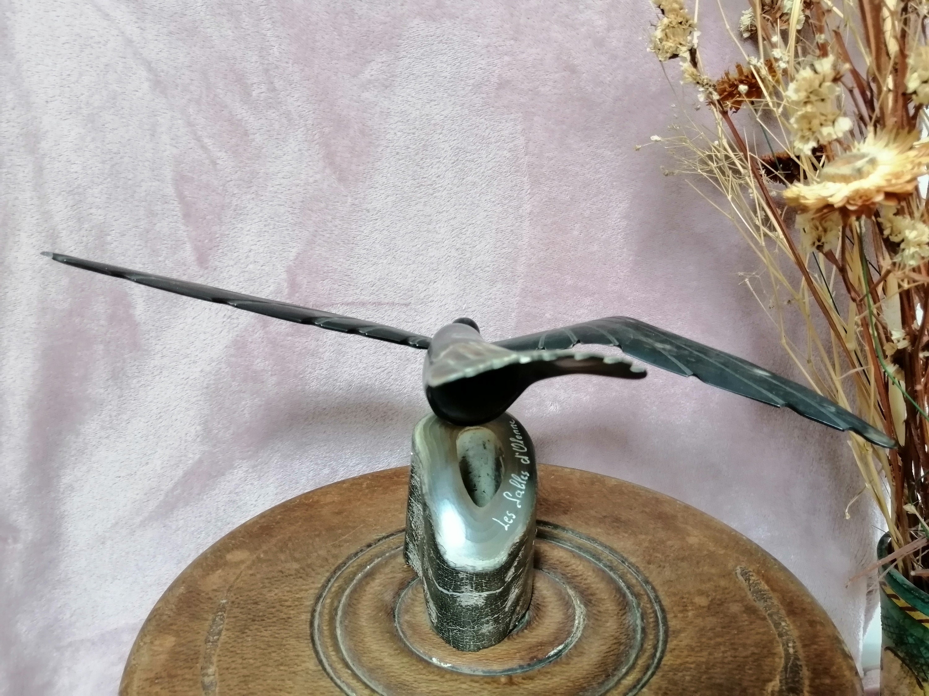 Vintage Bird Carved Horn Sculpture on Horn Base French Statue | Etsy
