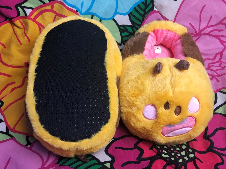 Bee Slippers Chunky Cozy & Fuzzy Bees for Your Feet - Etsy